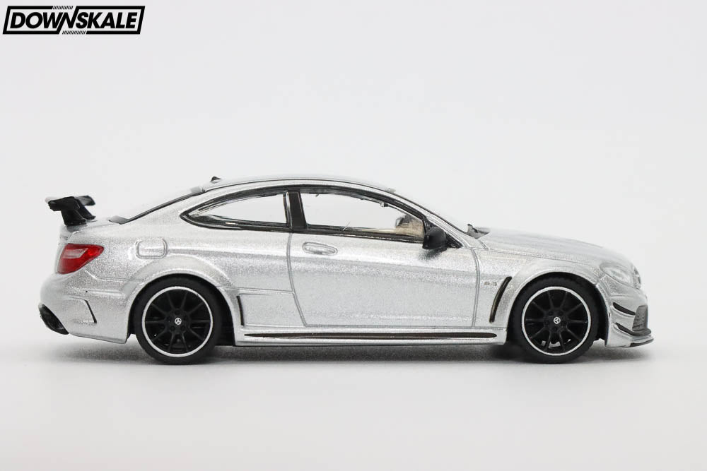 Tarmac Works Mercedes-Benz C63 AMG Coupe Black Series - Silver Metalli ...